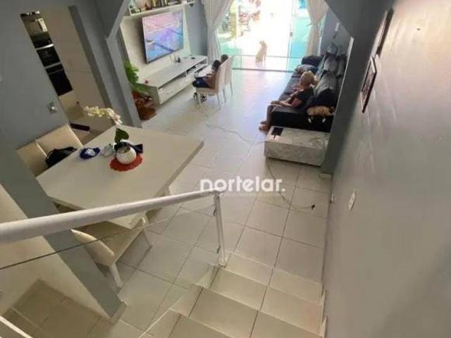 Sobrado de Alto Padrão na Vila Nivi 180 m² 4 Dormitórios sendo 1 suíte com closet e sacada e 1 dor