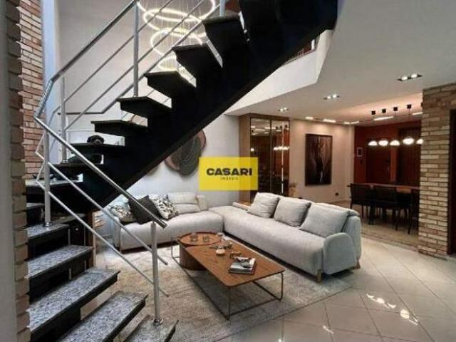 Sobrado de Alto Padrão à Venda com 3 Dormitórios, 295m² – Jordanópolis – São Ber