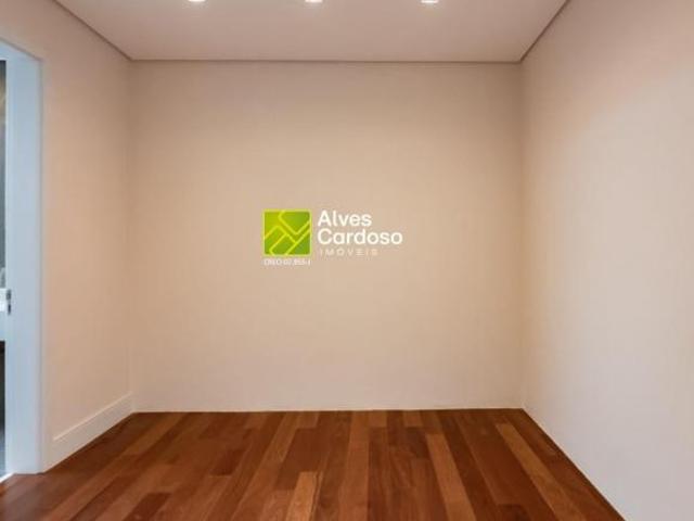 Sobrado de Alto Padrão à Venda – Alphaville Nova Esplanada 3