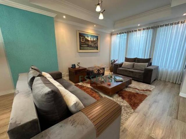 Sobrado de Alto Padrão à Venda de 353 m² no Jardim Carlos Cooper em Suzano/SP: 03 dormitórios