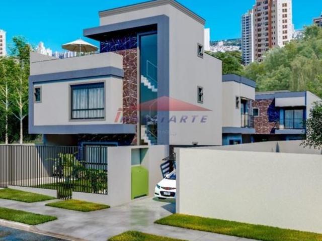 Sobrado de Alto Padrão à Venda em Curitiba PR, Bairro Uberaba: 3 Quartos, sendo 1 Suíte, 1 Sala ampl