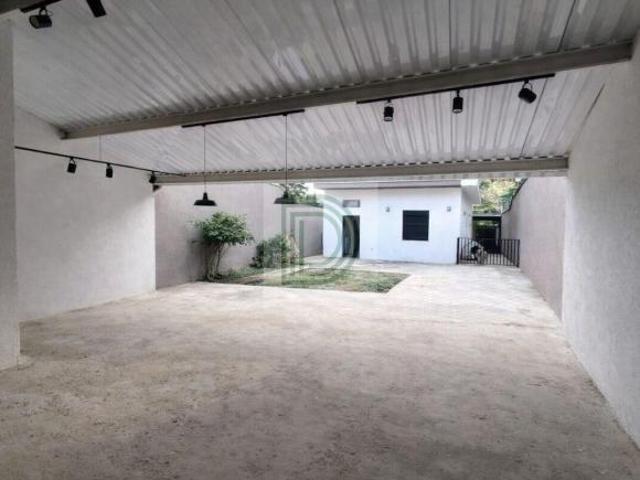 Sobrado de Alto Padrão à Venda no Alto da Lapa | 5 Dormitórios | 3 Suítes | Até 10 Vagas