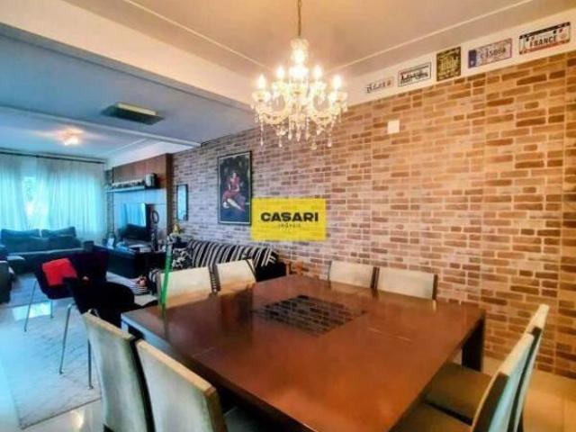 Sobrado de Alto Padrão à Venda no Jardim do Mar – 251m² 3 suítes – 5 vagas – São Bernardo do Campo/S