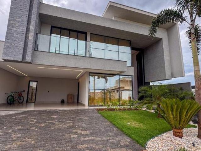Sobrado de Alto Padrão à Venda no Jardim França – 334 m² | 4 Quartos | Piscina | Elevador
