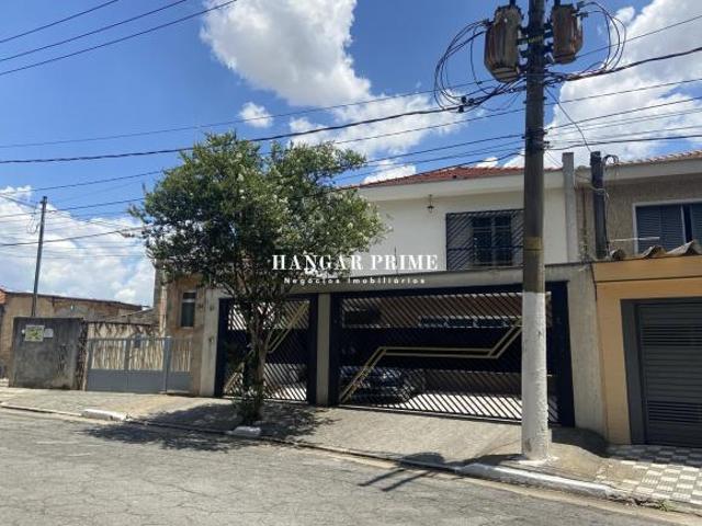 Sobrado de Alto Padrão à Venda na Mooca | 305m² | 3 Suítes | Piscina | Espaço Gourmet | 4 Vagas