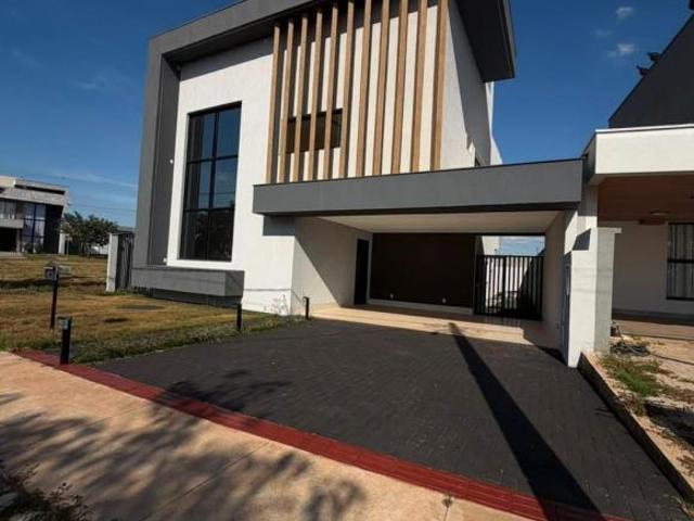 Sobrado de Alto Padrão à Venda ParqVille Jacarandá | Aparecida de Goiânia GO