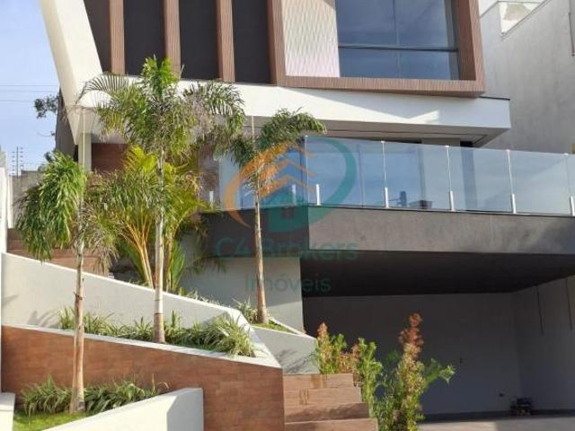 Sobrado de alto padrão a venda Residencial Real Park Arujá