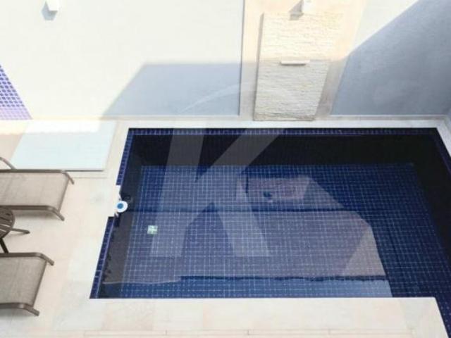 Sobrado de alto padrão com 4 quartos, 3 suítes, 2 vagas, piscina, área gourmet, 5wc e mobiliado