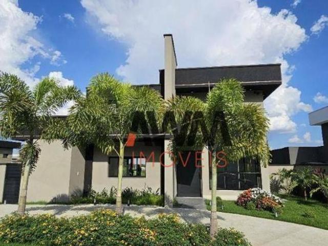 Sobrado de alto padrão com 4 suítes à venda, 320 m² por R$ 3.950.000 Condomínio do Lago Goiânia/