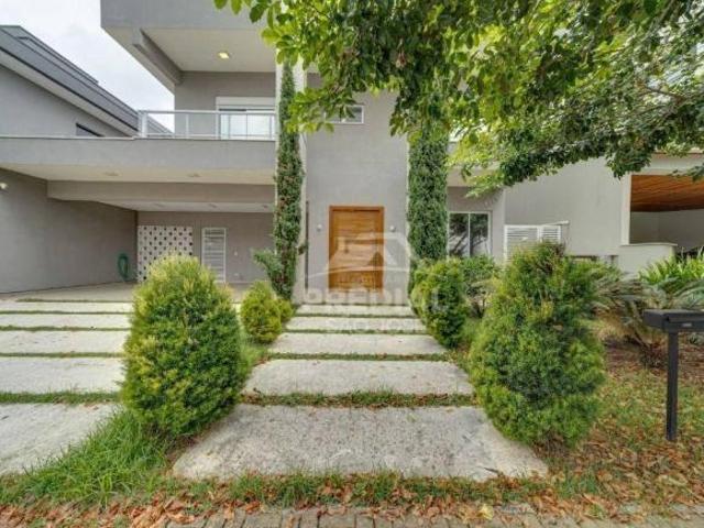 Sobrado de alto padrão com 5 suítes, elevador panorâmico e piscina no Jardim do Golfe 2 – Urbanova