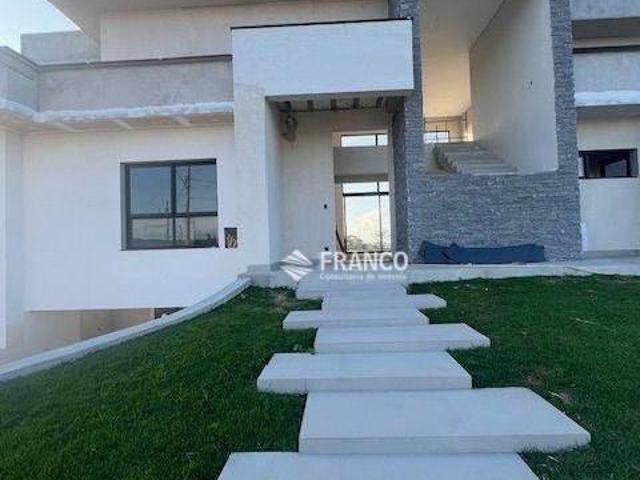 Sobrado de alto padrão com 6 suítes, à venda, 2.078,70m² Condomínio São Felix do Cataguá Taubaté
