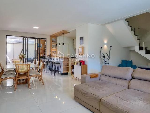 Sobrado de Alto Padrão com 161,71m² no Califórnia