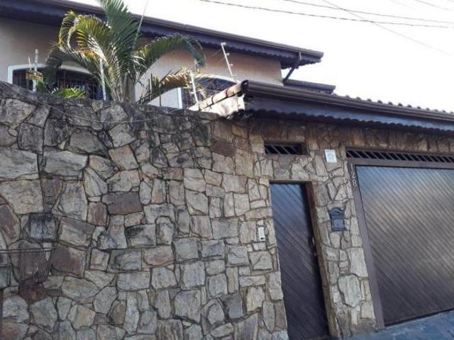 Sobrado de alto padrão com 282m² à venda em Jardim Medina Poá/SP