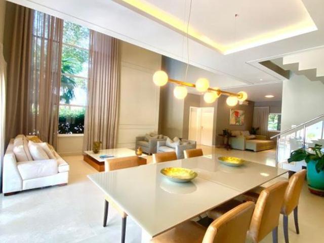 SOBRADO DE ALTO PADRÃO COM 382 m² NO COND. ALTOS DA SERRA V– CONFORTO, SOFISTICAÇÃO E LAZER COMPLETO