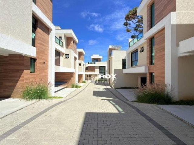 Sobrado de Alto Padrão com 3 quartos e terraço em condomínio fechado à venda, 182 m² Santa Felicid