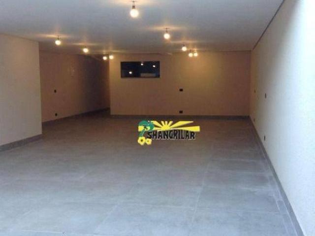 !Sobrado de Alto Padrão com 3 Suítes, 6 Vagas de Garagem e Elevador em São Caetano!
