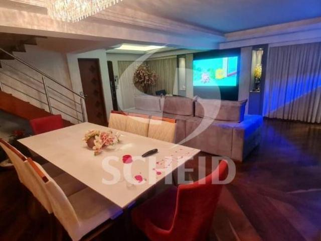 Sobrado de Alto Padrão com 3 Suites, Piscina e Area Gourmet