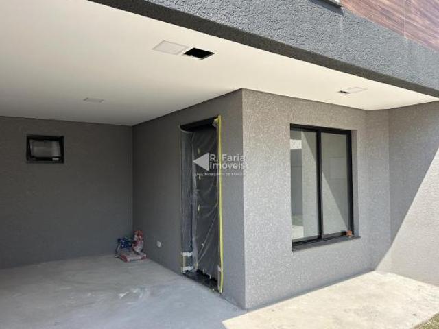 SOBRADO DE ALTO PADRÃO COM TERRAÇO NO CAPÃO RASO