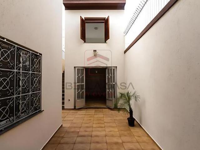 Sobrado de alto padrão com cinco dormitórios na Mooca