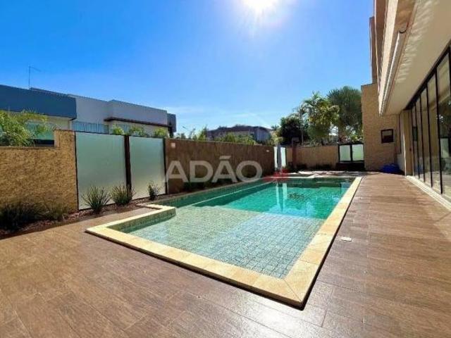 SOBRADO DE ALTO PADRÃO – CONDOMÍNIO PORTAL DO SOL GREEN Casa em Condomínio com 3 Quarto s por R$ 28