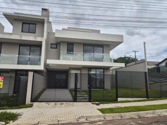 Sobrado de Alto Padrão de Esquina no Uberaba