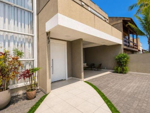 SOBRADO DE ALTO PADRÃO EM ATAMI NORTE