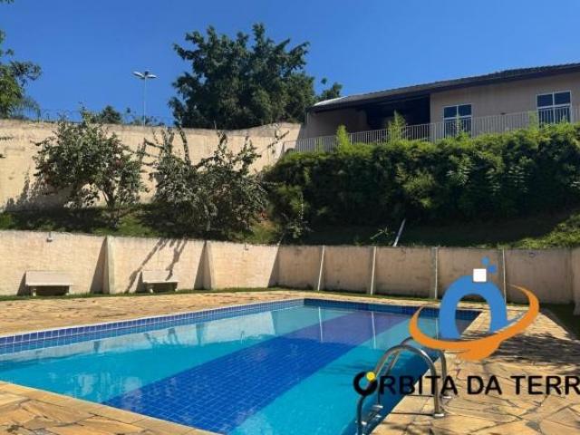 Espetacular Casa em Condomínio à Venda em São José dos Campos SP Jardim Uirá: 4 Quartos, 1 Suíte
