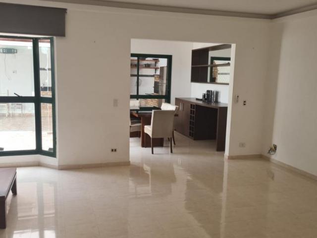 SOBRADO DE ALTO PADRÃO EM CONDOMINIO Res. Quatro Tamboré 165m² | 03 Dorms | 04 vagas R$1.420.000 |