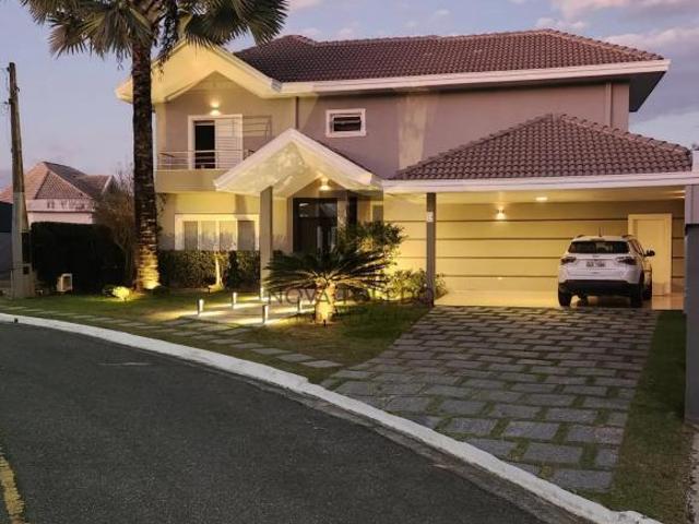 SOBRADO DE ALTO PADRÃO 273M² 4 SUÍTES ALTOS DA SERRA SÃO JOSÉ DOS CAMPOS/SP