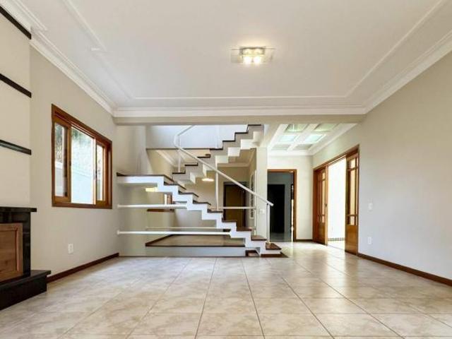 Sobrado de Alto Padrão, 4 dormitórios sendo 3 suítes, 412,93 m², para venda, condominio Eco Park Lag