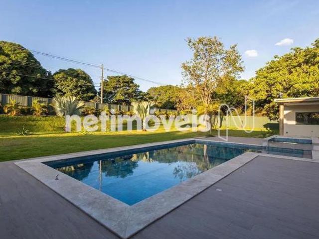 Sobrado de Altíssimo Padrão à Venda – QL 14, Lago Norte