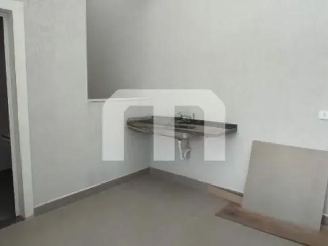 Sobrado de condomínio novo