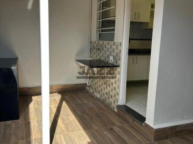 Sobrado de condomínio 3 Quartos sendo 1 suíte Urbanova