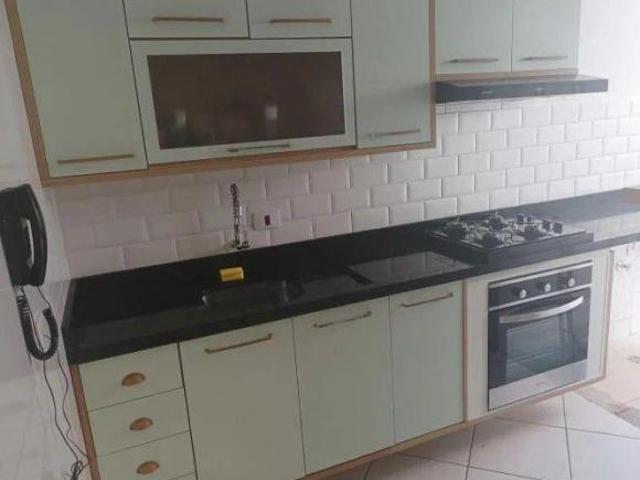 Sobrado de condomínio 2 dormitórios 2 vagas cobertas com sótão