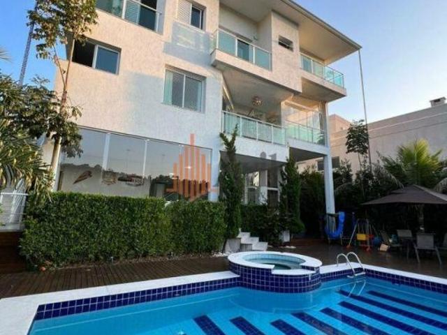 Sobrado de Condomínio 500m² com 5 suítes à Venda em Arujá