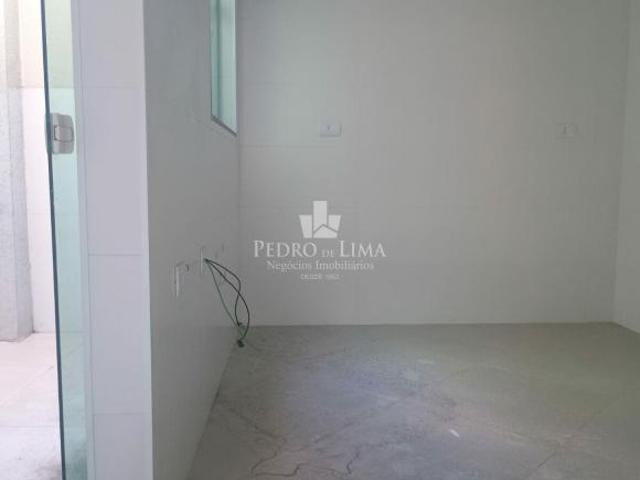 Sobrado de condominio com vaga em otima localidade na Penha