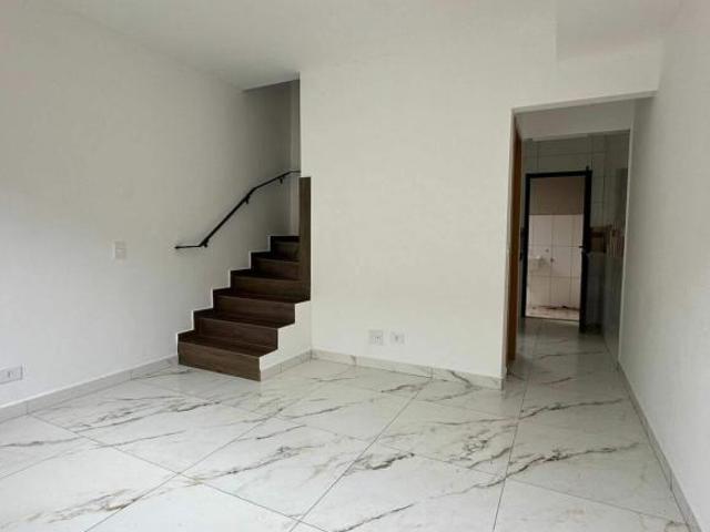 Sobrado de condomínio com 2 dormitórios à venda, 55 m² por R$ 370.000 Jardim Imperador Praia Gra