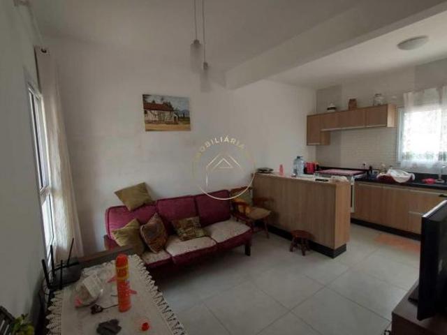 Sobrado de Condomínio com 2 dorms, Dona Catarina, Mairinque R$ 300 mil, Cod: CO 1074