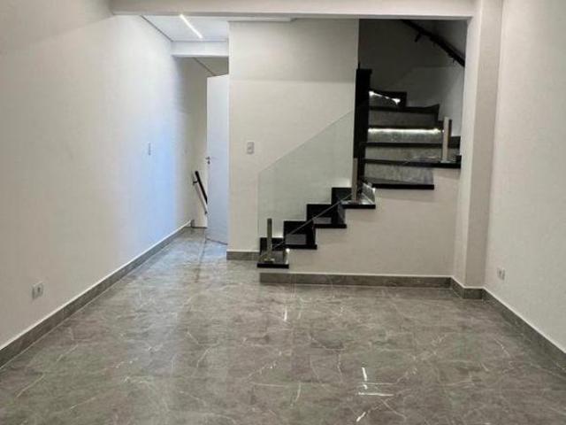 Sobrado de Condomínio com 2 quartos, Aviação, Praia Grande R$ 365 mil