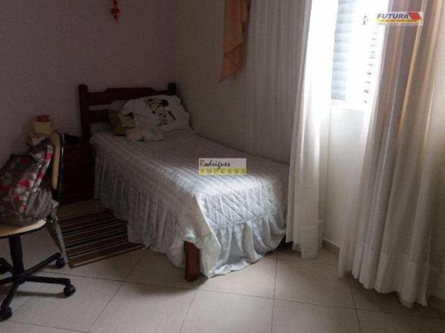 Sobrado de Condomínio com 3 dorms, Vila Valença, São Vicente R$ 630.000,00, 180m² Codigo: 2972