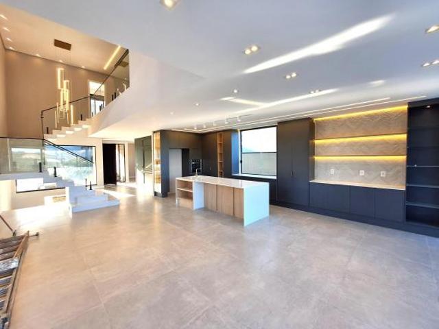 Sobrado de Condomínio à Venda | 400m² | 3 dormitórios 3 Suítes | Aruã Brisas 2