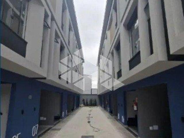SOBRADO DE CONDOMINIO NA VILA RÉ COM 2 DORMITORIOS SENDO 1 SUITE E 1 VAGA!