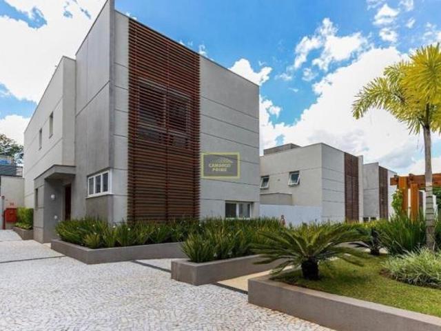 Sobrado de condomínio para venda na Granja Julieta