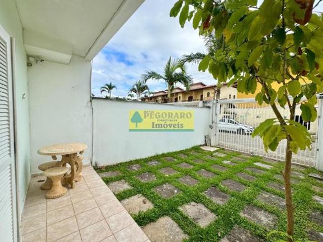 SOBRADO DE CONDOMÍNIO PÉ NA AREIA NA PRAINHA CARAGUATATUBA