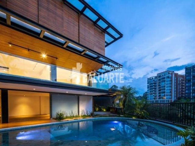 Sobrado de Condomínio Venda 661 m² Bairro Jardim Vitória Régia SP