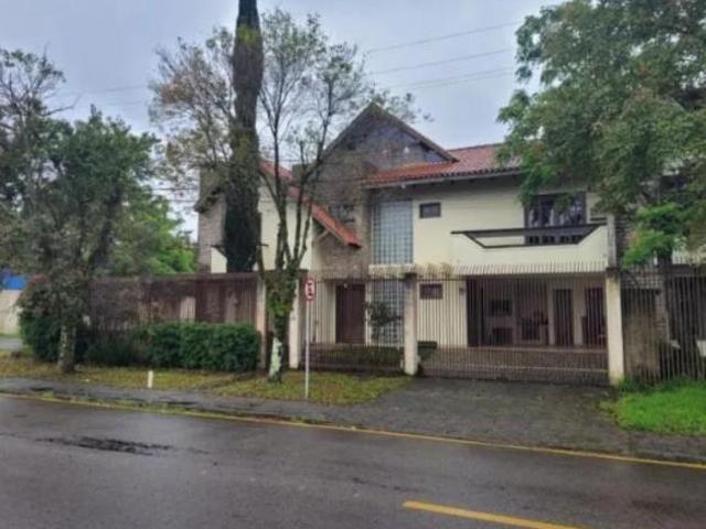 Sobrado de Esquina 3 Quartos à Venda 211 m em Região Valorizada