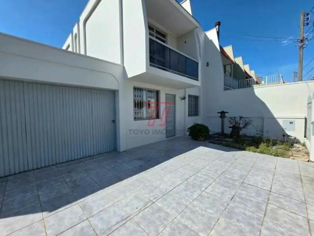 Sobrado de esquina com 3 dormitórios à venda com 192,16m² no bairro Tarumã