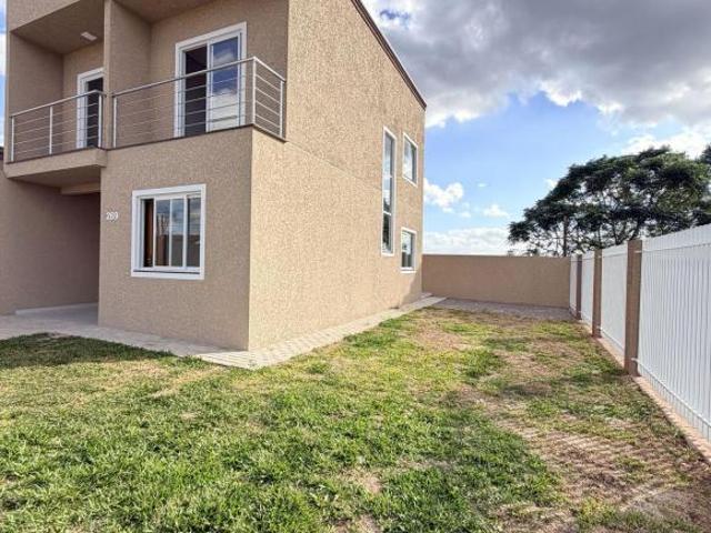 Sobrado de Esquina à Venda em Araucária | 3 Quartos e Suíte no Porto das Laranjeiras