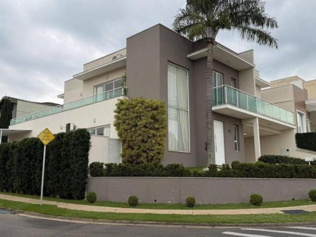 Sobrado de esquina no Jardim Amstalden Residence – Indaiatuba, ideal para quem busca espaço, sofisti