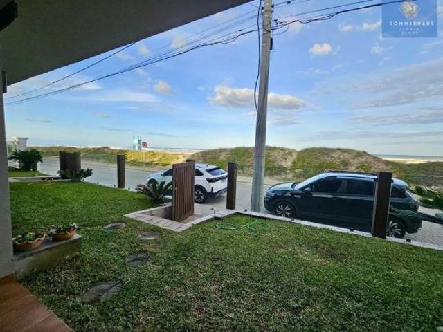 Sobrado de frente para o mar em Xangri Lá